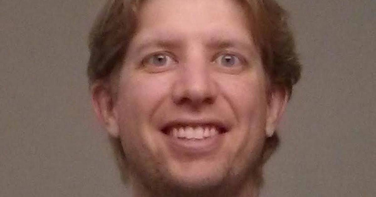 Aaron @ Paper Cuts & Plastics | Printables.com