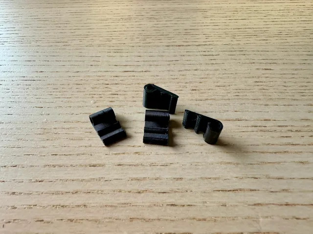 Car cable clip insert with hook by dwbmb | Download free STL model ...