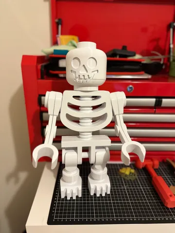 Giant Lego Skeleton (Face & Arm Improvements) by DDRBoxman | Download ...