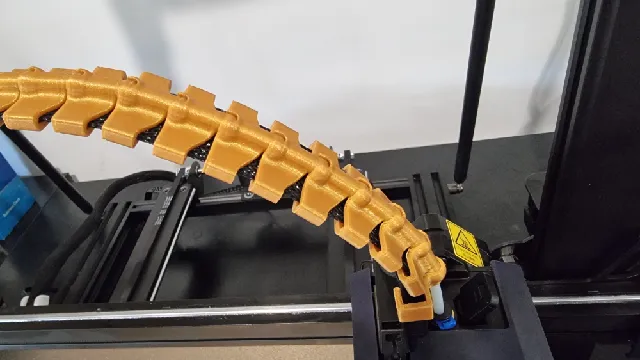 Make of Anycubic "SPINE" Cable Chain for Kobra 2 Series printers ...
