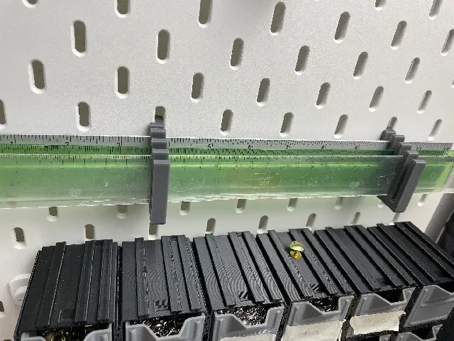 Skadis 4 Ruler Holder by elizabot | Download free STL model ...