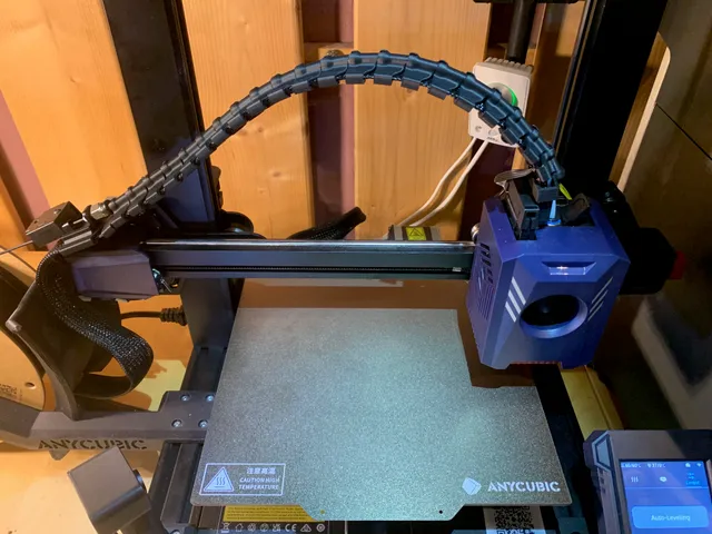 Make of Anycubic "SPINE" Cable Chain for Kobra 2 Series printers ...