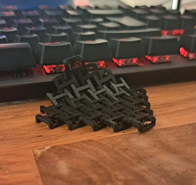 Make of Chainmail - 3D Printable Fabric - Modified for Prusa Mini by ...