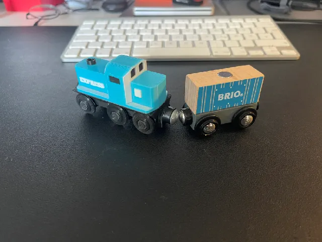 Make of Brio Express Locomotive by Ceppetoswerkstatt | Download free ...