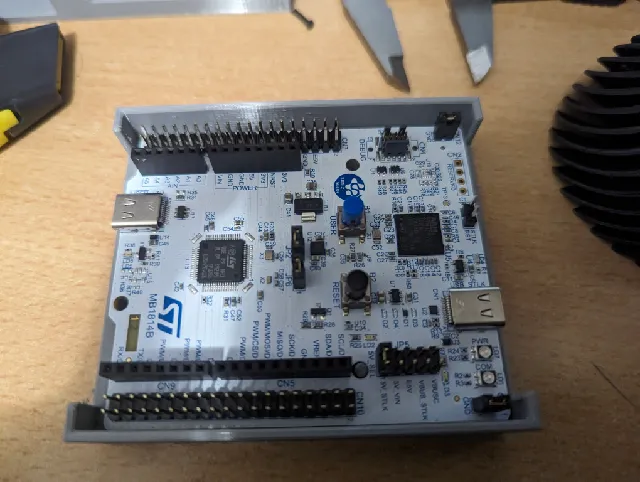 Make of STM32 Nucleo-64 base by I
