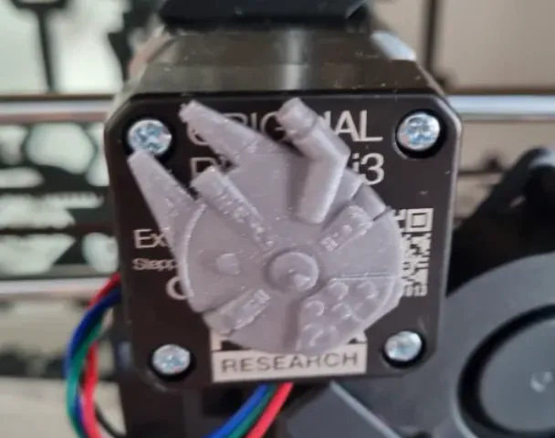 Extruder Indicator (Millennium Falcon) by MWinkel | Download free STL ...