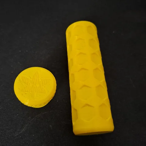 Joint Container (Threaded) by Roan.S | Download free STL model ...