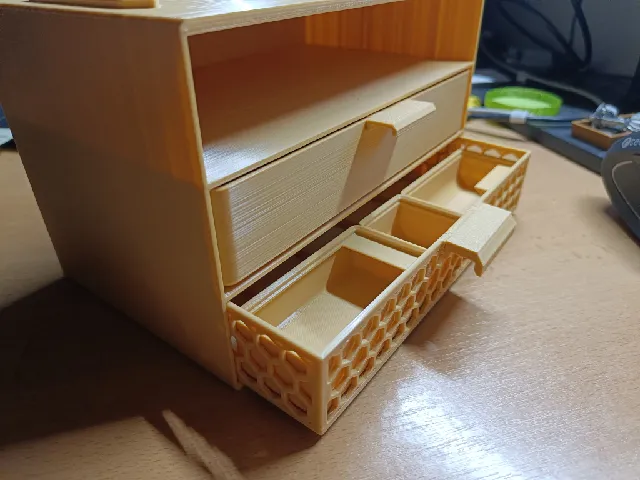 Make of Gridfinity Modular Drawer System and Case with honeycomb walls ...