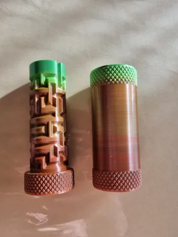 Cylinder Maze Model 1 with Christmas themed Lids by Alain74Martel ...