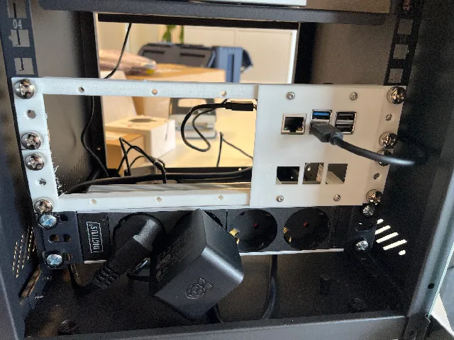 Make of Raspberry Pi 5 mount for modular 2U Rack system (MP-1 Rack ...