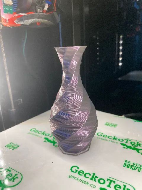 Make of Low-Poly Rose Vase by Melthor | Download free STL model ...