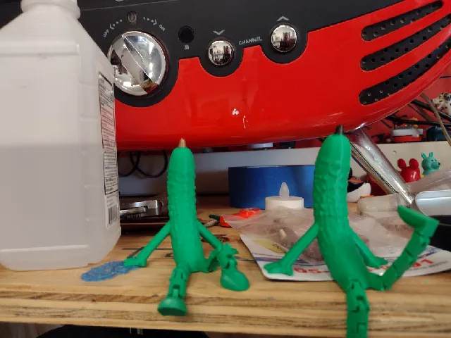 Articulated Pickle Buddy by fifindr | Download free STL model ...