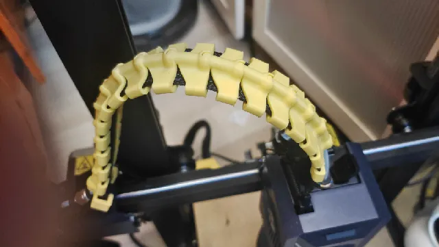 Make of Anycubic "SPINE" Cable Chain for Kobra 2 Series printers ...