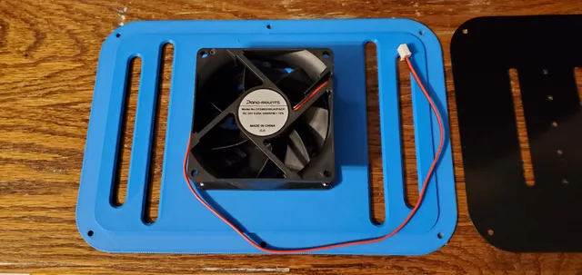 Qidi Plus 4 Rear Cover with various fan sizes by kruegchen | Download ...