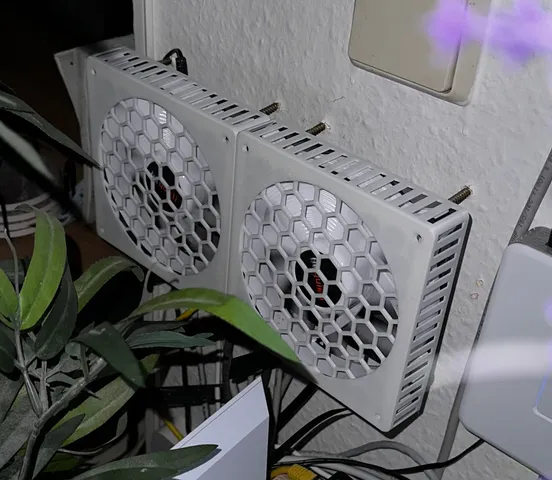 Thermaltake Tower 300 PWM Computer Fan Guard Grill (140mm) by Btm ...