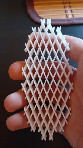 Flexi-squeeze by Gamer317 | Download free STL model | Printables.com