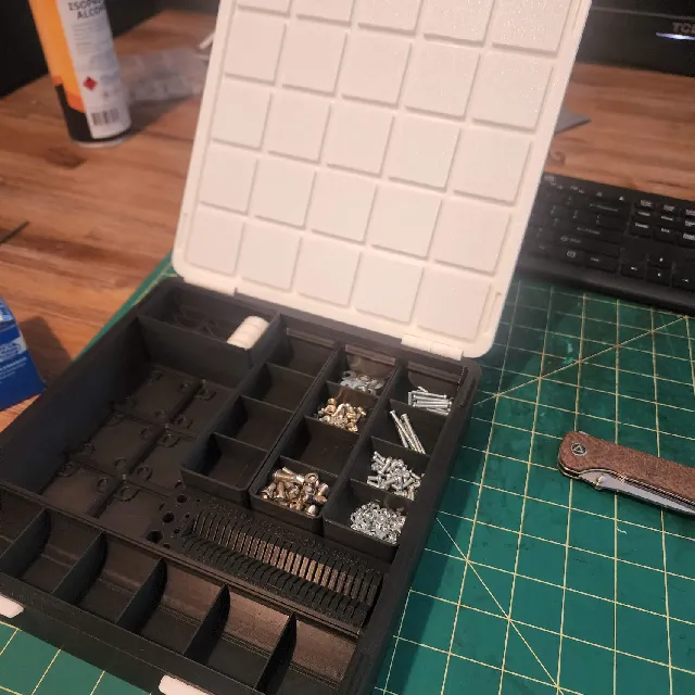 Make of Gridfinity 5x5x6 box stackable with sliding lock by mcnaughty | Download free STL model ...