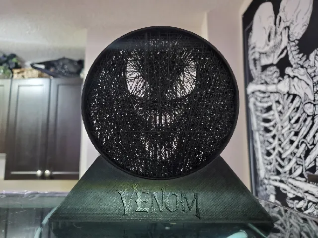 VENOM STRING-ART / MARVEL / COMICS by Sektor 7 Studios | Download free ...