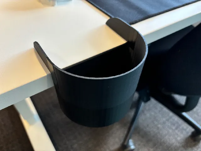 Desk Trash Bin clamp by Old Lady | Download free STL model | Printables.com