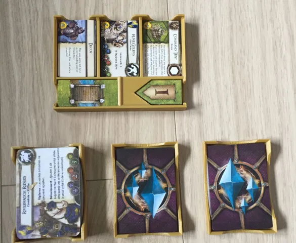 Battlelore Organizer : Command/ Deployment card, Terrain tokens, Banner ...