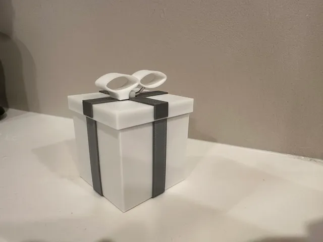 Exploding Gift Box (Use as Prank) by Wilko_SLO | Download free STL ...