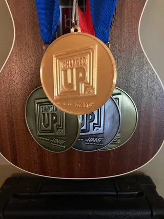 Charged Up FRC 2023 Medal von AriMB | Kostenloses STL-Modell ...