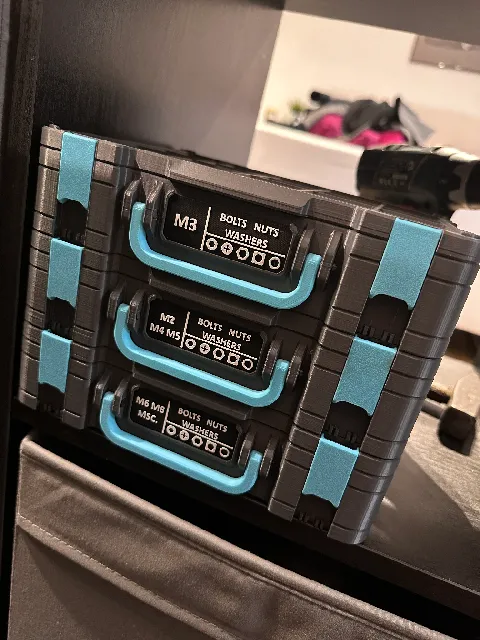 Make of Gridfinity Storage Box by Pred (now parametric) by dns_grbn ...