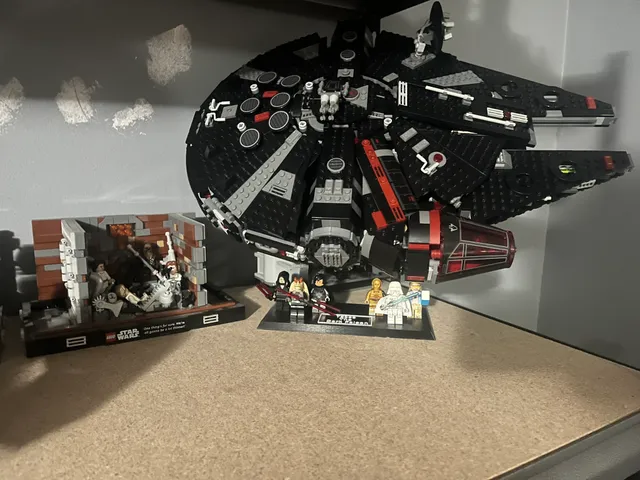Make of Modular Display Stand for LEGO Star Wars / Marvel / DC / City ...