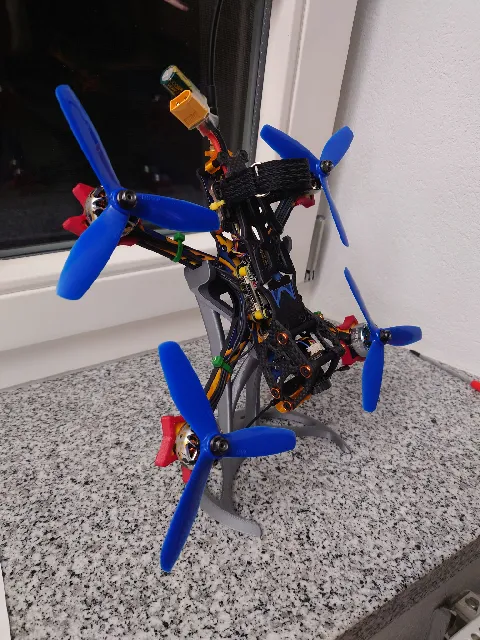 Make of Drone Stand by g0su | Download free STL model | Printables.com