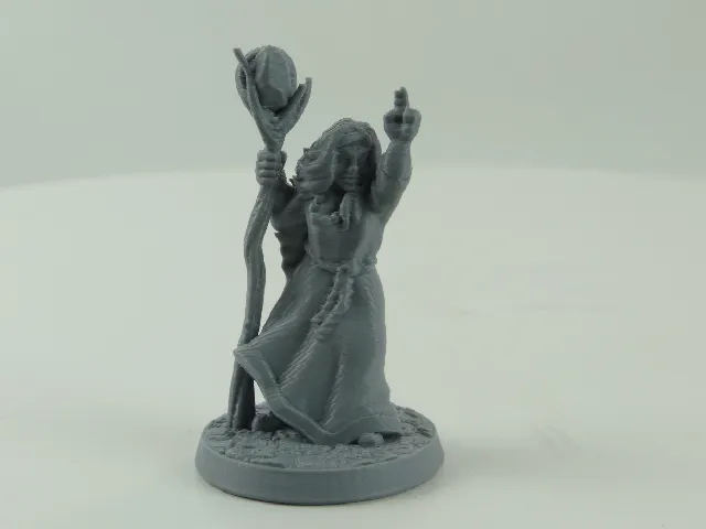 Make of Female druid 28mm (Supportless, FDM friendly) by Georgi ...