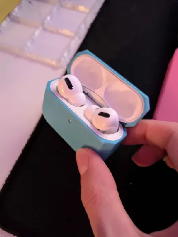Flat-Edged AirPods Pro (2) Case by gimpelginster | Download free STL ...