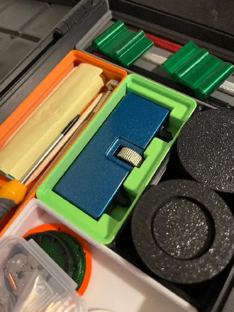 Make of Gridfinity 2x1 watch case opening tool holder by Nicolas ...