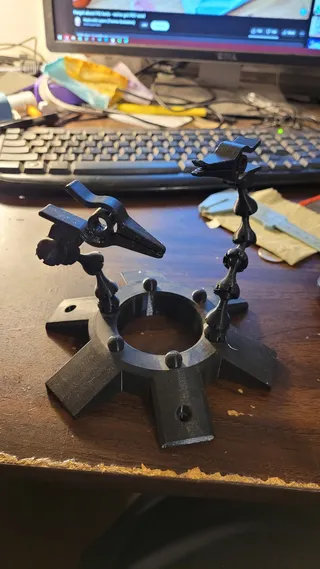 Solder Helping Hands by Ashton Slattery | Download free STL model ...