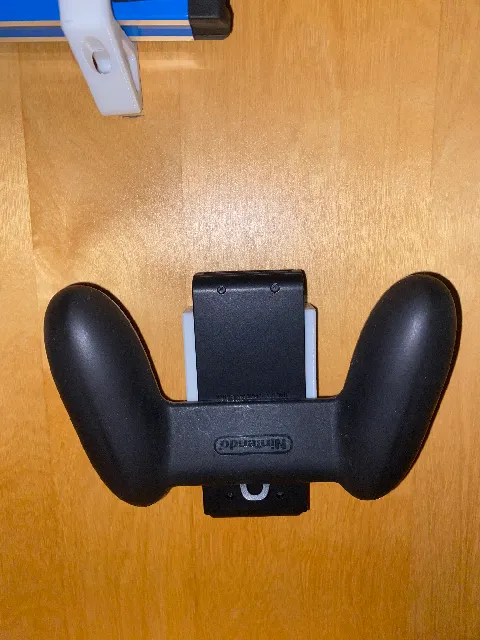 Make of Nintendo Switch comfort controller grip wall-mount by ...