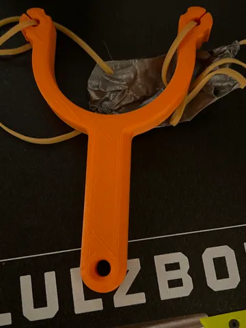 Simple Slingshot with pouch by Nebulus | Download free STL model ...
