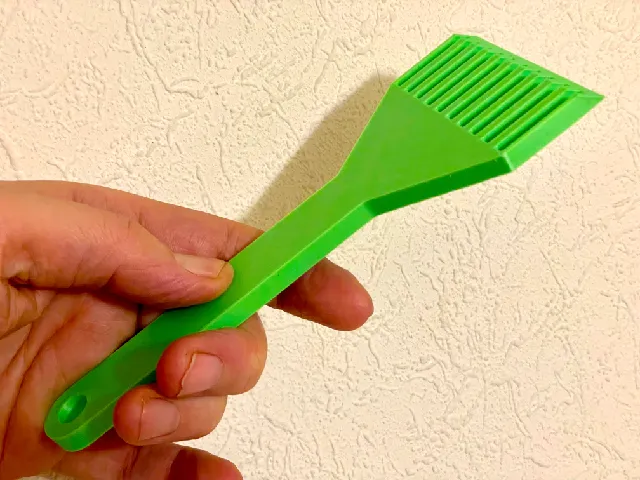 Make of simple ice scraper. by Maris Kalejs - Orient.lv | Download free ...