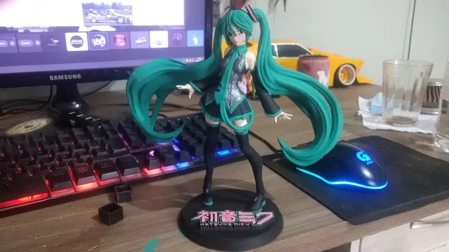 Miku Hatsune - Vocaloid - Anime Fanart Toy by Printed Obsession ...