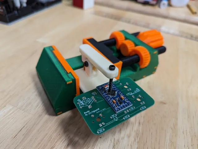 Make of Soldering Clamp by Huy Nguyen | Download free STL model ...