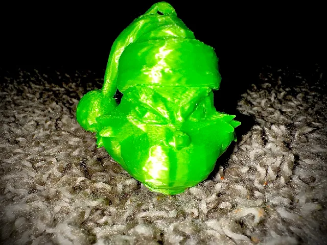 Make of Grinch Bobblehead (low poly) by Daneille Johnson | Download ...
