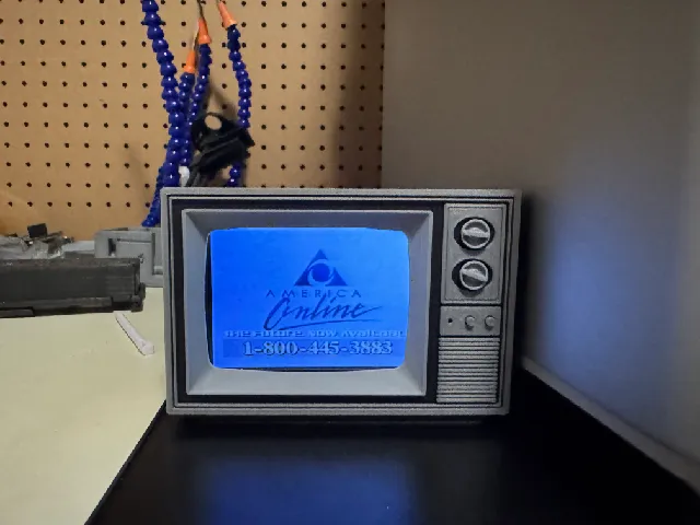 Retro TV Raspberry Pi Case V2 by fantasticmrdavid | Download free STL ...