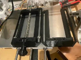 Low profile vice for 3018 CNC by Logr47 | Download free STL model ...