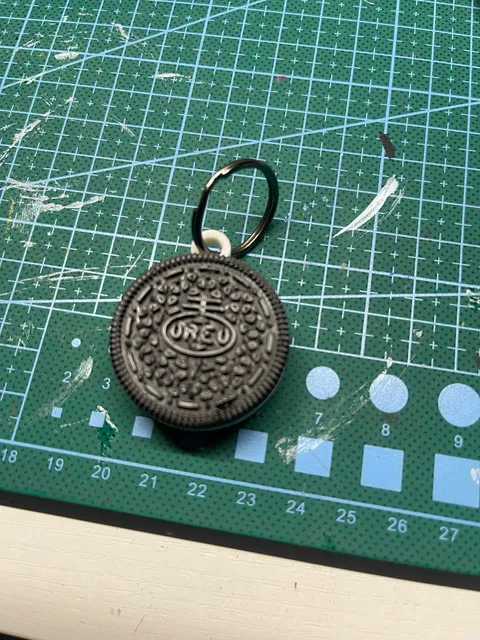 Make of Oreo Keychain by maximino74 | Download free STL model ...