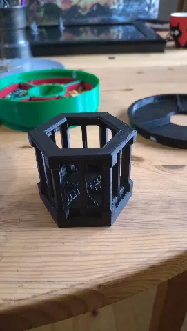 "Spikey" Dice Jail by JJReinem | Download free STL model | Printables.com
