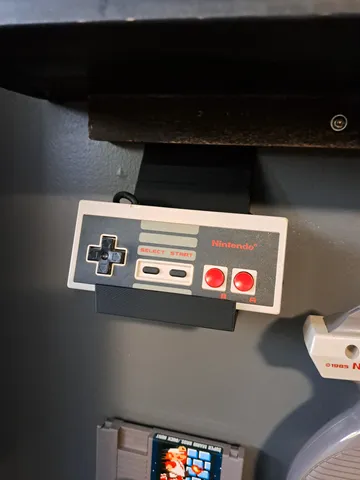 NES Controller Display Shelf by masterHman | Download free STL model ...