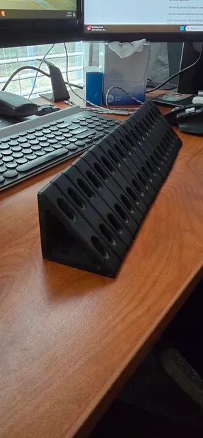 Make of Bracket heavy duty by Vincent Cardella | Download free STL ...