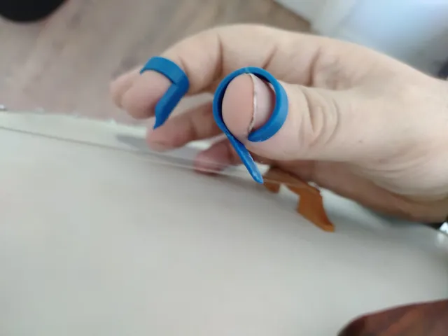 guitar/banjo/autoharp finger and thumb picks by Tom Anderson (The Real ...