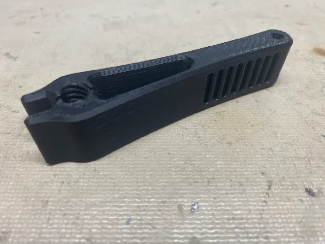 Make of Lead Screw 8mm Cleaner by Tim Oertel | Download free STL model ...