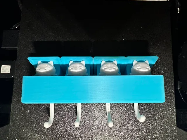 Multiple cat key hook with screw holes by Bastien | Download free STL model | Printables.com