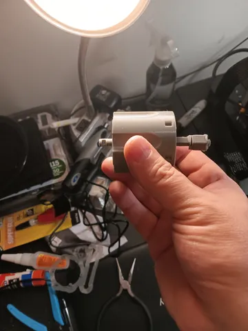 Revolver II : Double & Single Action | mechanically working Prop Gun by ...