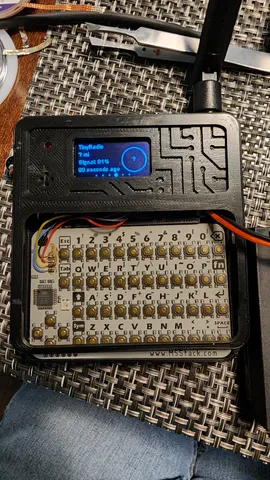 Meshenger standalone communicator device for Meshtastic by TonyG ...